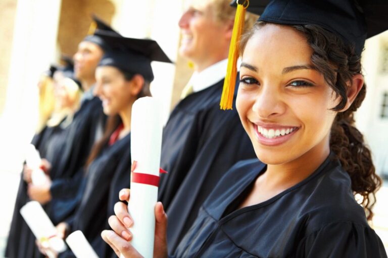 5 Financial Tips For College Students College Cures